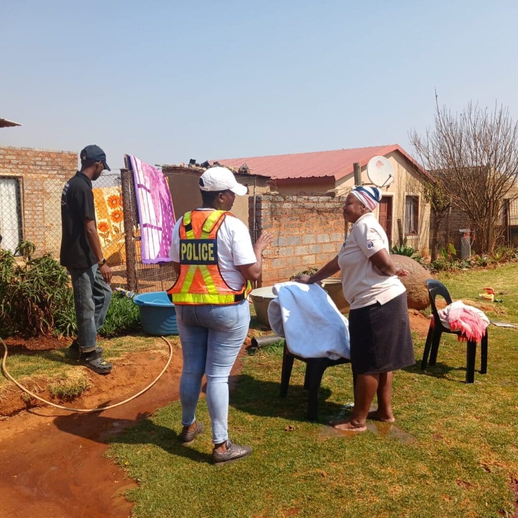 De Deur SAPS partners with Community Safety to open Green Doors in ...